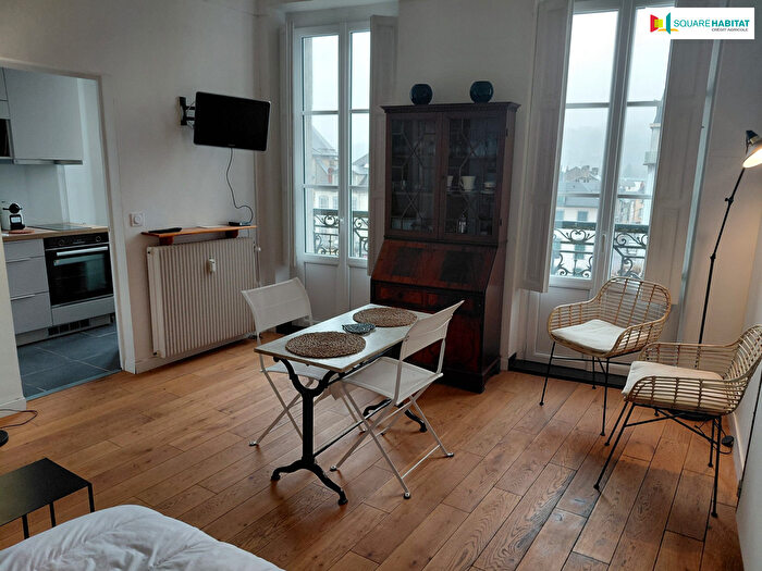 Appartement à louer - Bagnères-de-Bigorre - 1 pièce