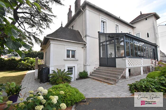 Cholet, Tuilerie - Maison 11 pièces à vendre
