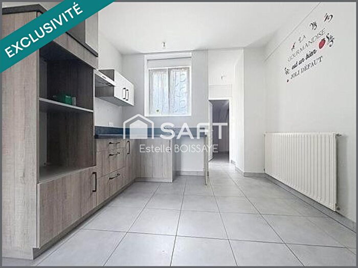 Maison 7 pièces à Champ-du-Boult, à vendre