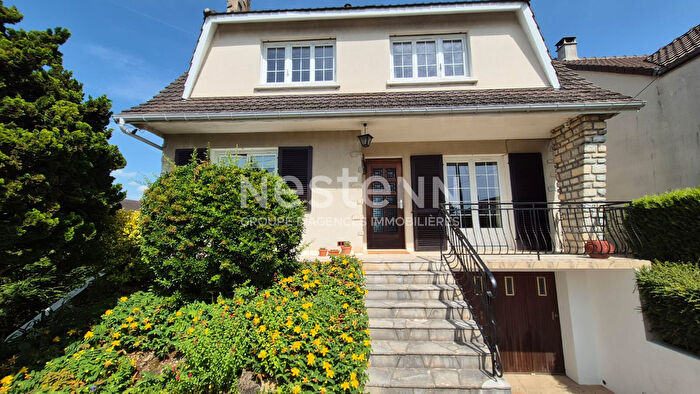 Maison 6 pièces à Igny, à vendre