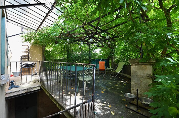 Maison à vendre - Uzès - 6 pièces - 3 chambres