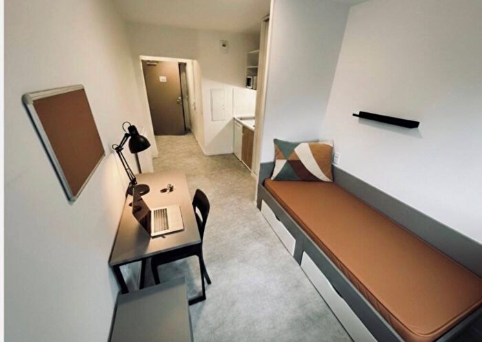 Appartement 2 pièces à louer à Centre Ville, Corbeil-Essonnes