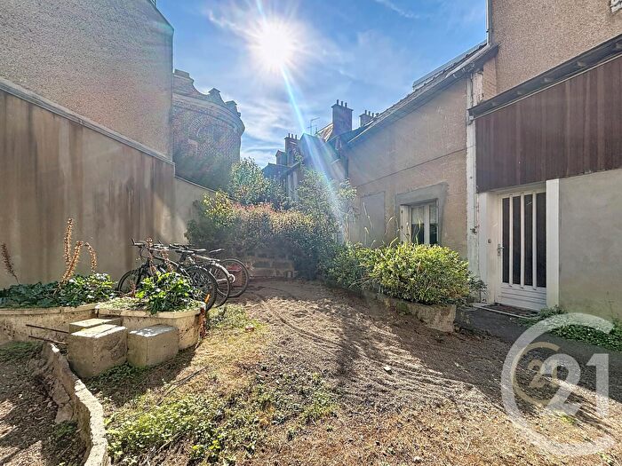 Quartiers Centre, Colombier : Appartement 2 pièces à vendre