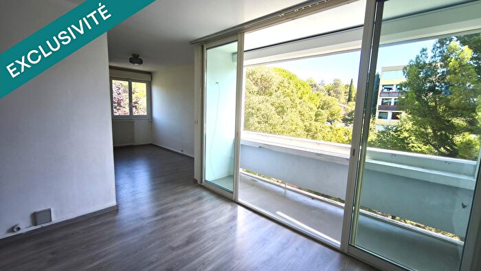 Appartement à vendre - Apt - 4 pièces - 3 chambres