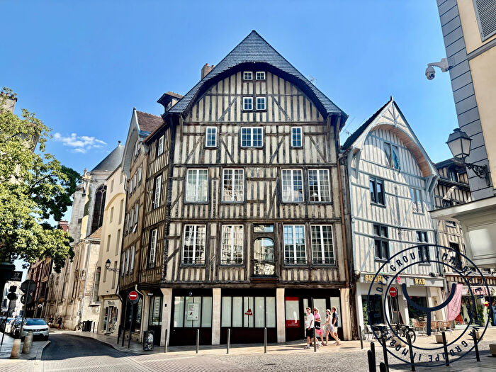 Appartement 2 pièces à Troyes, Cathédrale, à vendre