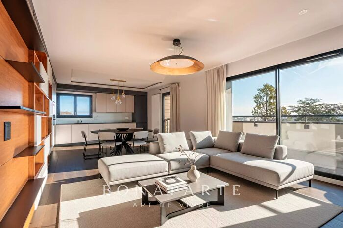 Appartement à vendre - Ferney-Voltaire - 4 pièces - 3 chambres