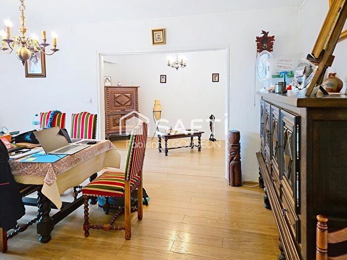 Appartement à vendre - Angoulême, Sillac, La Grande Garenne - 5 pièces - 3 chambres