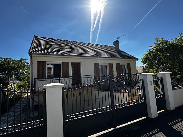 Vaux-le-Pénil - Maison 4 pièces à vendre