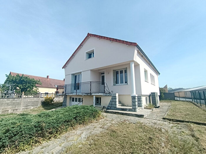 Maison 5 pièces à vendre à Saint-Pourçain-sur-Sioule