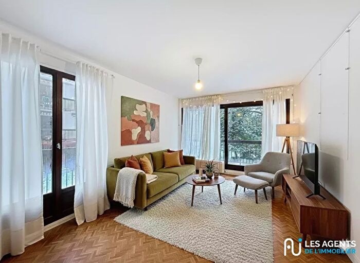 Appartement à vendre - Orléans, La Madeleine, Saint-Laurent - 3 pièces - 2 chambres