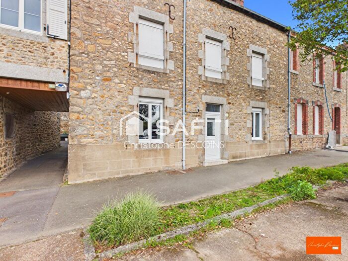 Martigné-sur-Mayenne - Maison 5 pièces à vendre