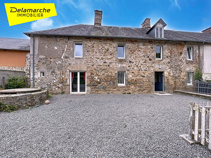 Maison à vendre - Saint-Sauveur-Lendelin - 6 pièces - 4 chambres