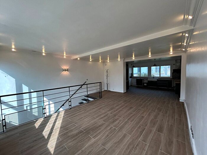 Maison à louer - Pont de Bry, Le Perreux-sur-Marne - 4 pièces - 3 chambres