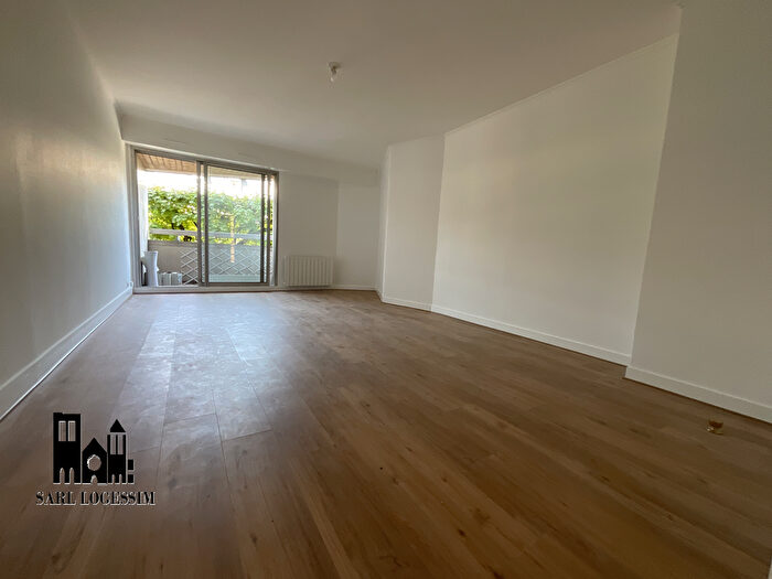 Appartement à louer - Bourges, Centre-ville, Charlet, Lahitolle, Pignoux, Sembat - 3 pièces - 2 chambres