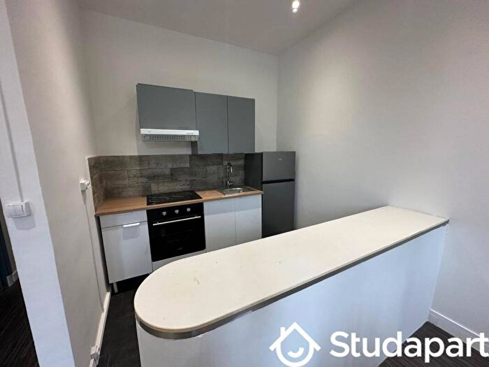 Appartement 1 pièce à louer à Cinq Avenues, Marseille 4ème arrondissement