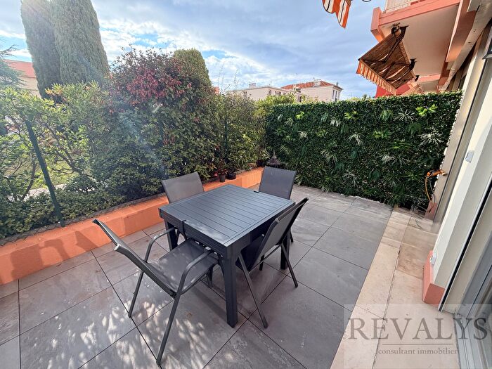 Appartement à vendre - Cap-dAil - 2 pièces - 1 chambre