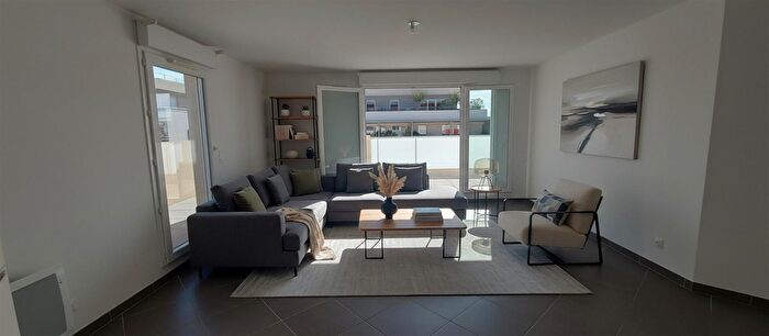 Appartement à vendre - Nîmes, Croix de Fer, Mont Duplan - 3 pièces - 2 chambres