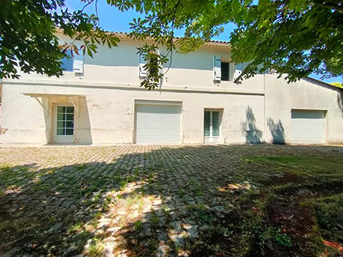 Saint-Loubès - Maison 9 pièces à vendre
