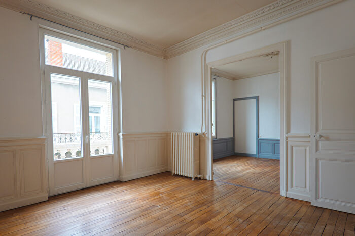 Appartement à vendre - Vichy, Coeur de Ville - 5 pièces - 3 chambres