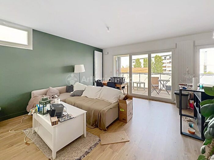 Clermont-Ferrand, Les Landais, Fontaine du Bac, La Pardieu : Appartement 3 pièces à louer