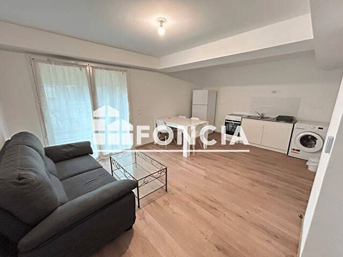 Appartement à louer - Castellane, Marseille ème arrondissement - 2 pièces - 1 chambre