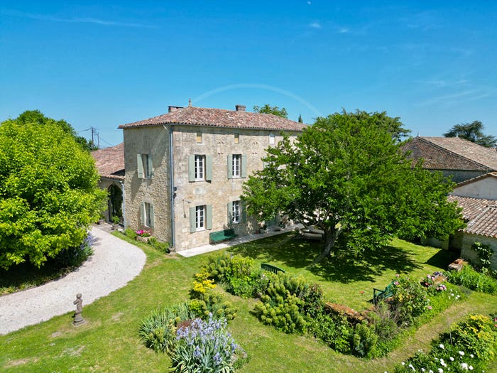 postalCode - Maison 8 pièces à vendre