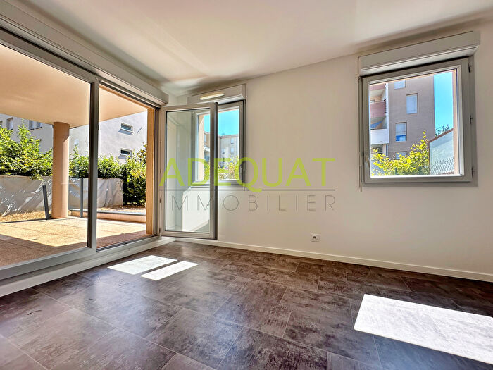Bourgoin-Jallieu, L'Oiselet, La Maladière, La Grive : Appartement 4 pièces à vendre
