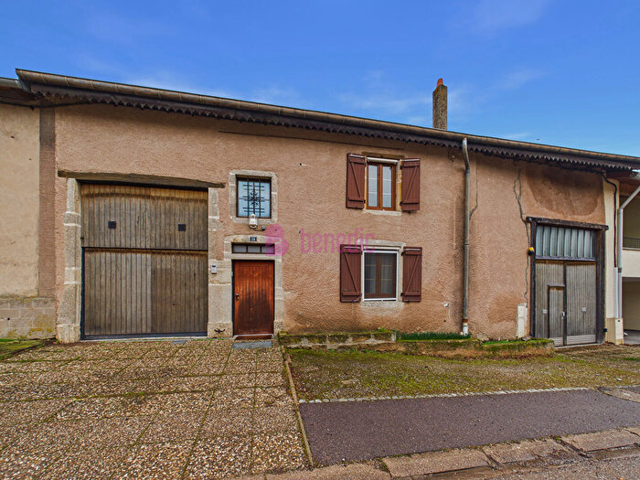 Maison à vendre - Bazoncourt - 10 pièces - 4 chambres