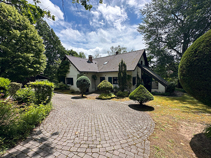 Maison 8 pièces à louer - Milon-la-Chapelle