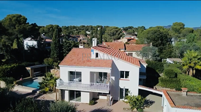 Maison à vendre - Saint-Raphaël, Boulouris - 7 pièces - 4 chambres