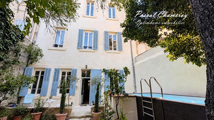 Maison 10 pièces à vendre - Salon-de-Provence, Morgan, Gare