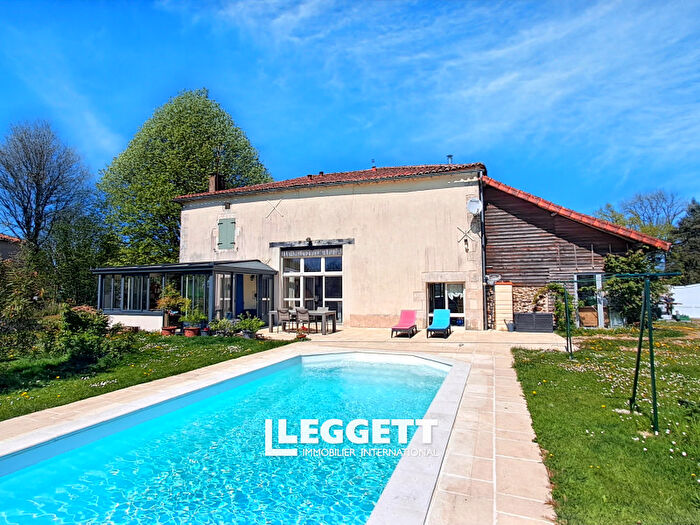 Maison 4 pièces à Rouzède, à vendre