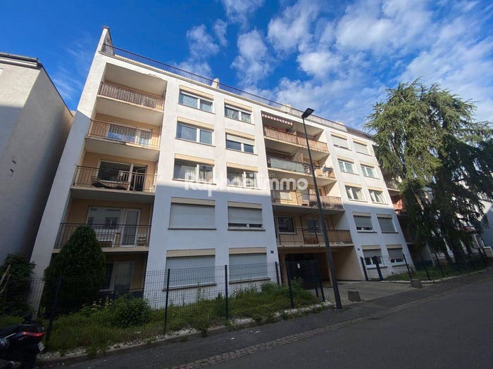 Neudorf Ouest Centre, Strasbourg - Appartement 2 pièces à louer