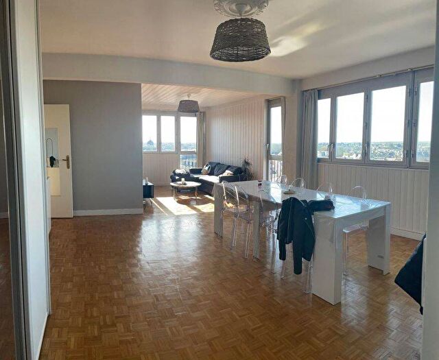 Appartement 3 pièces à Les Grands Champs-Les Chevaliers, Châteauroux, à louer