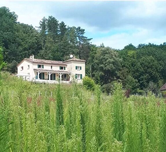 Maison à vendre - Lalinde - 8 pièces - 5 chambres