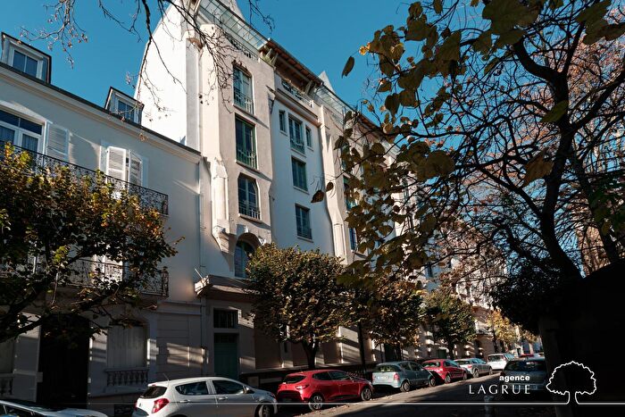 Appartement à vendre - Vichy, Thermal - 4 pièces - 3 chambres