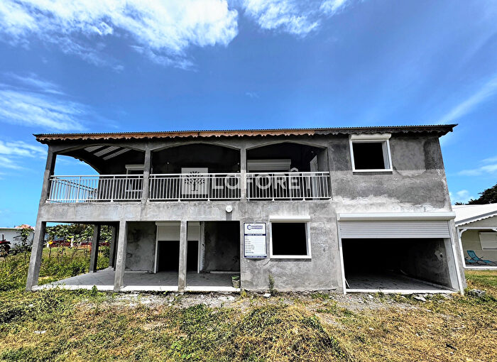 Maison à vendre - Le Moule - 7 pièces - 5 chambres