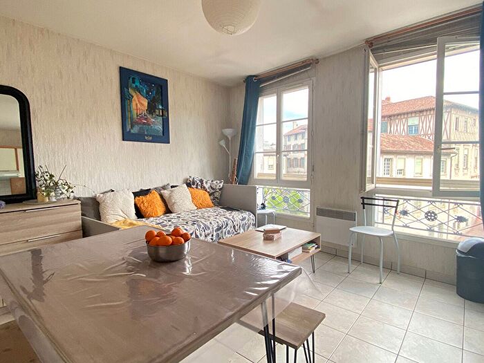 Appartement à louer - Centre-Hôtel de Ville, Limoges - 2 pièces - 1 chambre