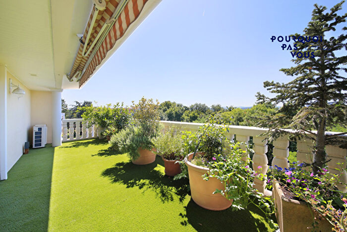 Appartement à vendre - Lyon e  - 6 pièces - 5 chambres