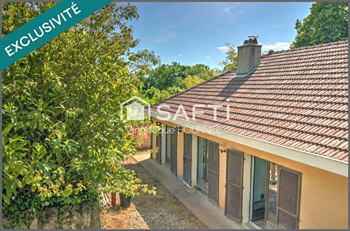 Maison à vendre - Luzinay - 5 pièces - 3 chambres