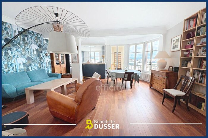Appartement 4 pièces à vendre - Quartiers Centre, Colombier
