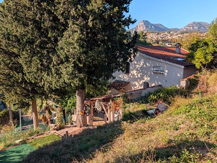 Sud, La Gaude : Maison 3 pièces à louer