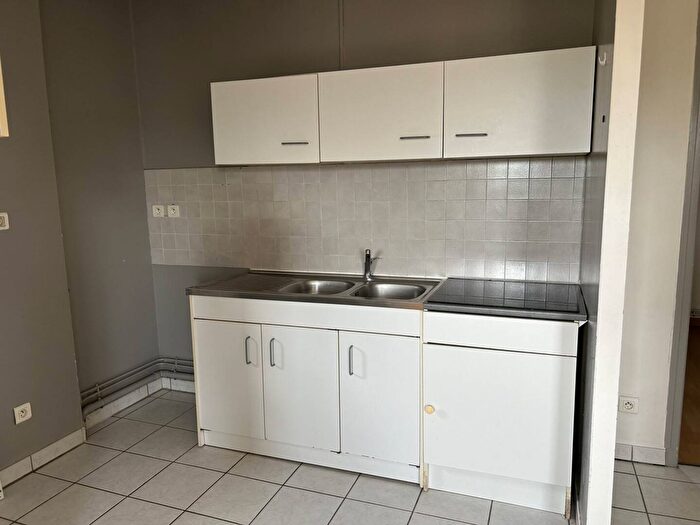 Appartement à louer - Montbrison - 2 pièces - 1 chambre