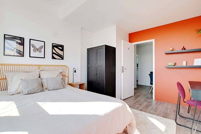 Appartement à louer - Hauts Fossés-Esslières-Sorières, Le Kremlin-Bicêtre - 1 pièce