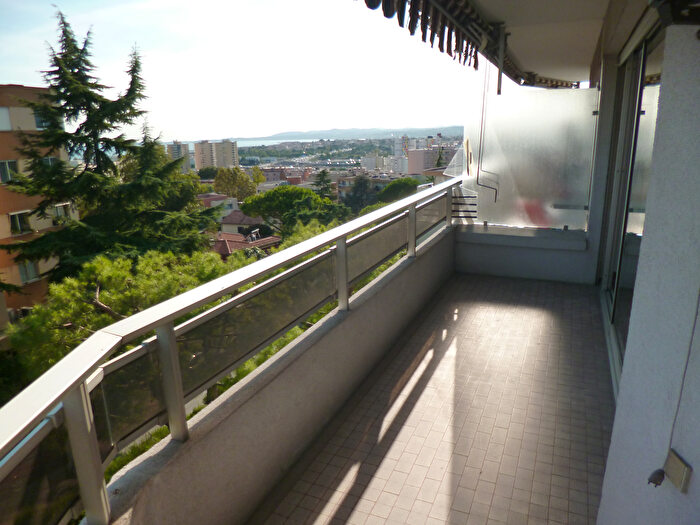 Appartement à louer - Nice, Caucade - 2 pièces - 1 chambre