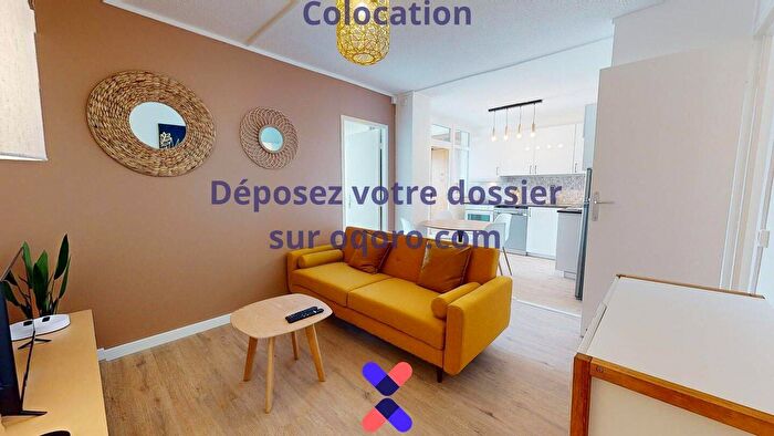 Appartement 5 pièces à louer à Les Essarts, Bron