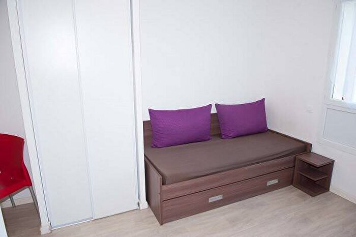 Appartement à louer - Garbejaire-Haut Sartoux, Valbonne - 1 pièce