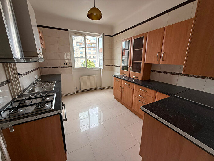 Appartement à louer - Lyon e , Jean Macé - 3 pièces - 2 chambres