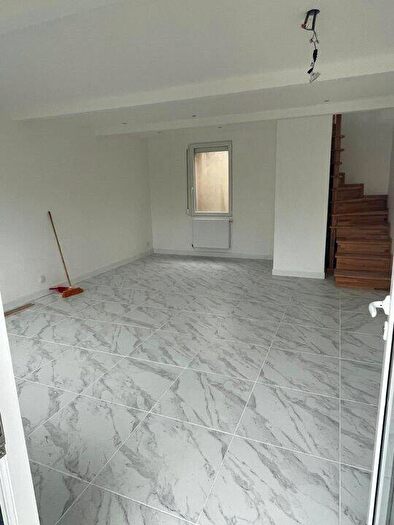 Maison 4 pièces à Collavéri-Kubacki, Livry-Gargan, à louer