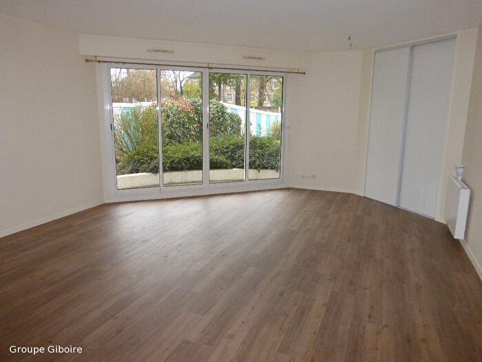 Appartement 2 pièces à louer - Quartiers Centre, Fougères, Sévigné